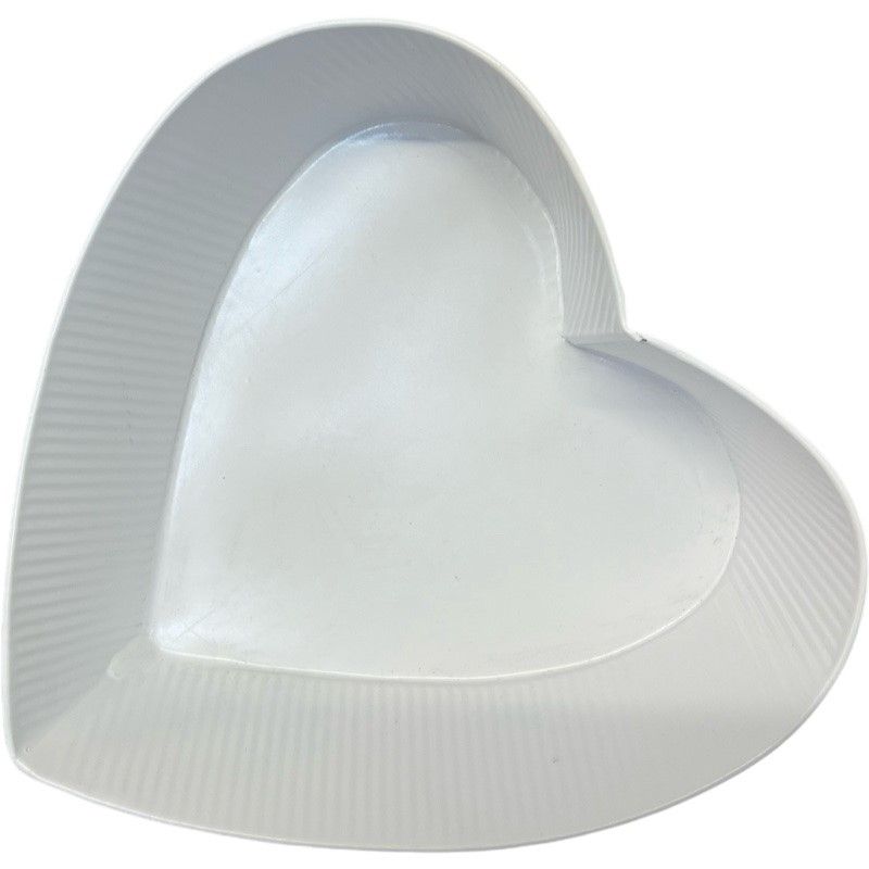 White Ribbed Zinc Heart 27 x 8cm — Artificial Floral Supplies